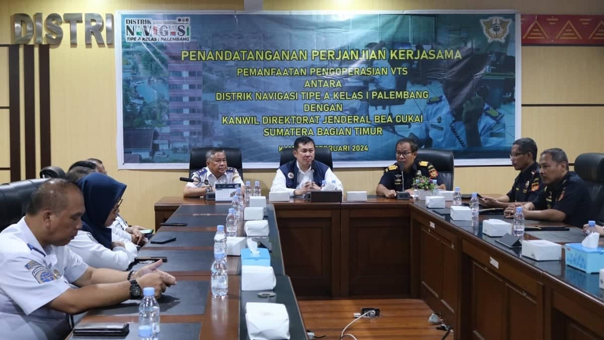 Kemenhub Perkuat Kerjasama dengan Bea dan Cukai Sumatera Bagian Timur ... Kemenhub Perkuat Kerjasama dengan Bea dan Cukai Sumatera Bagian Timur ...